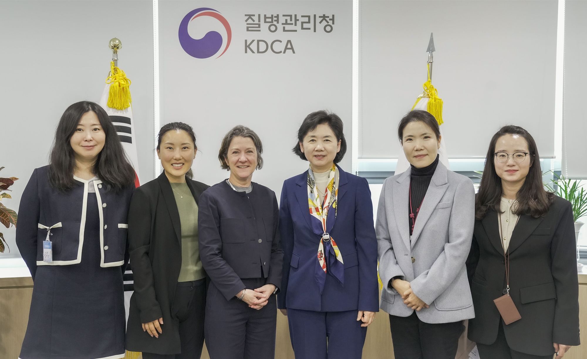 Regional Director for the US CDC visited the Korea Disease Control and Prevention Agency (KDCA ...