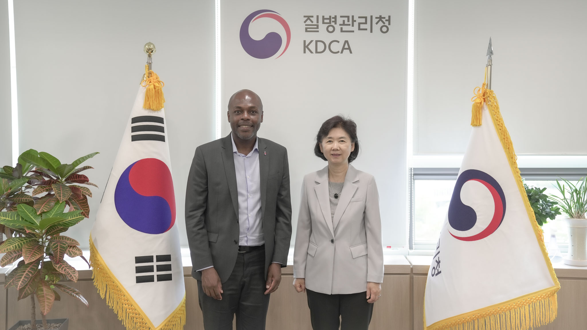 Deputy executive director of Unitaid visited the KDCA | News In Photos | News Room : KDCA